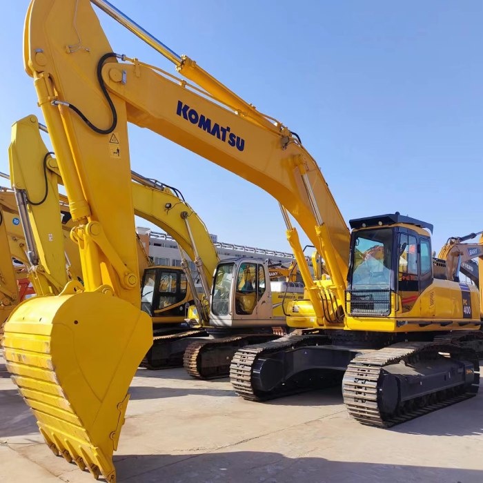 KOMATSU PC400-7