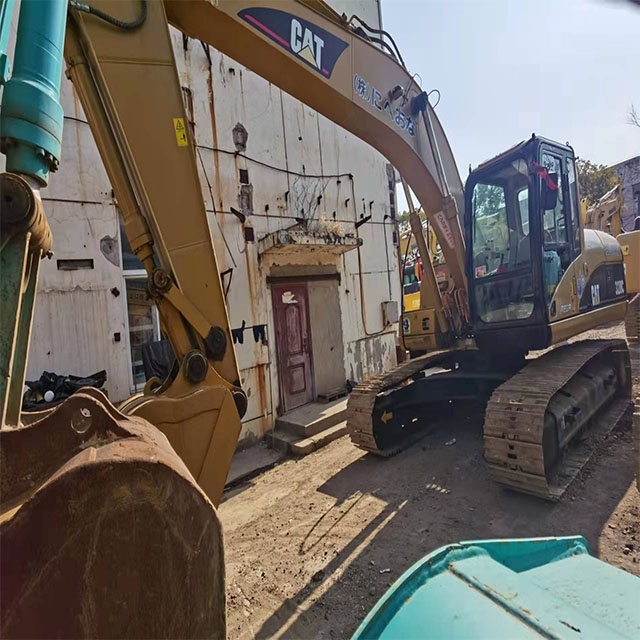 CAT 320C